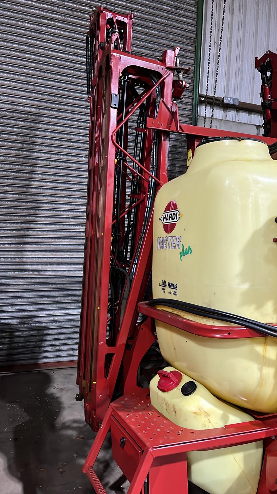 2014 Hardi Master Plus sprayer - JH McPherson